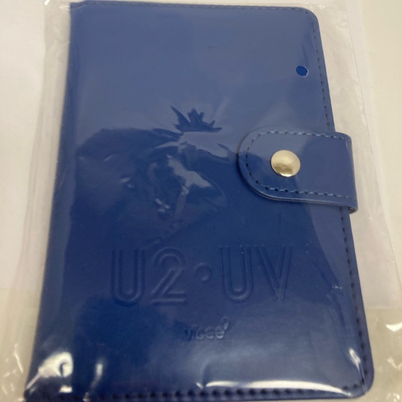 Other | U2 Sphere Las Vegas Vip Vibee Passport Wallet Badge Holder Nip ...